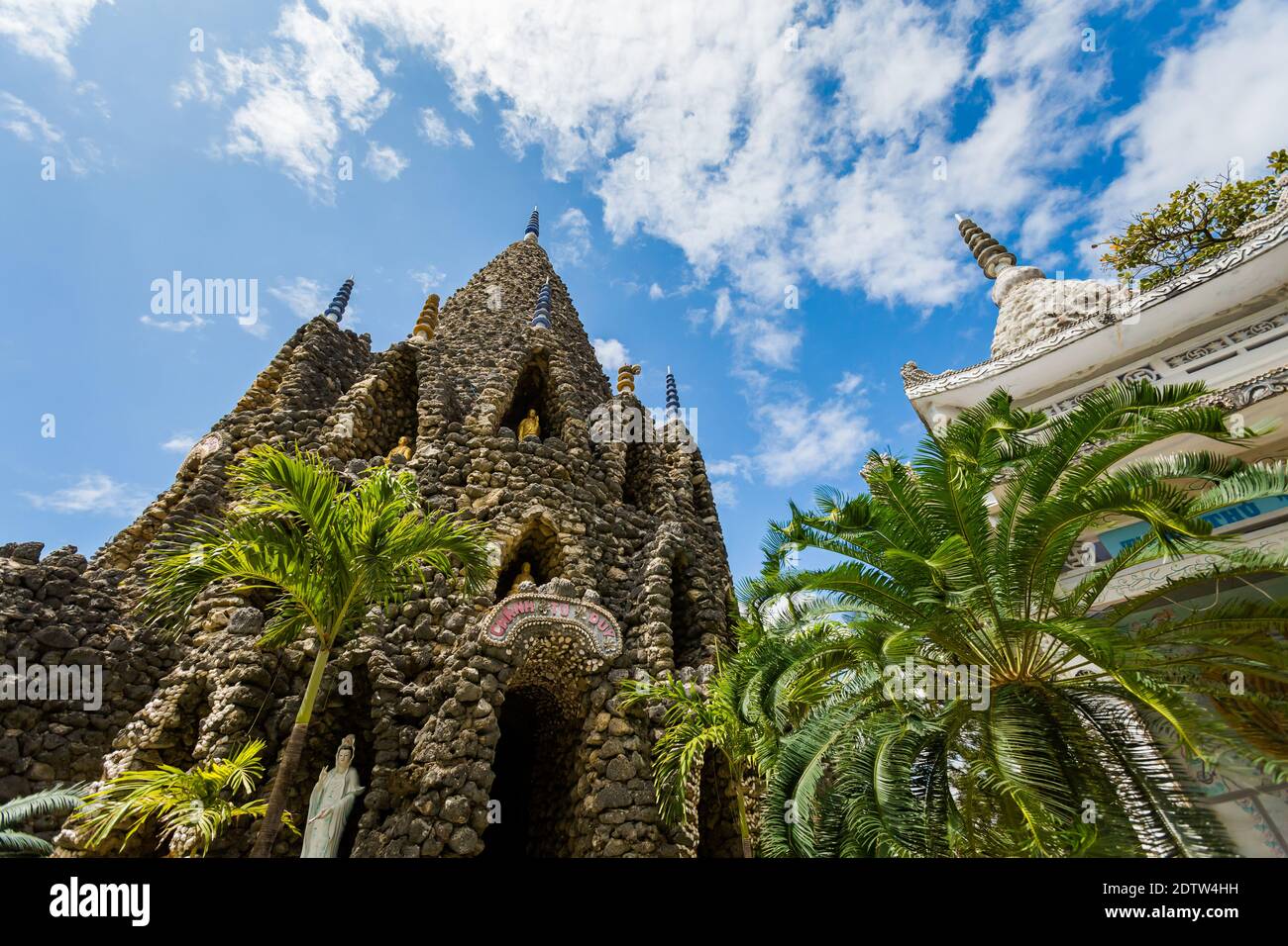 Religious shrine statue coral hi-res stock photography and images - Alamy
