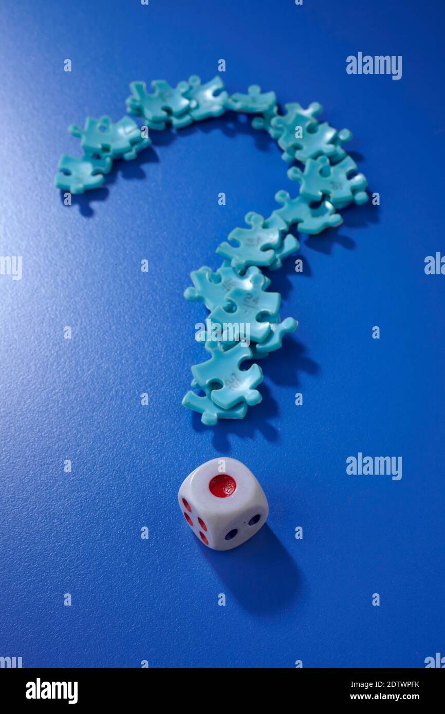 Question mark dice hi-res stock photography and images - Alamy