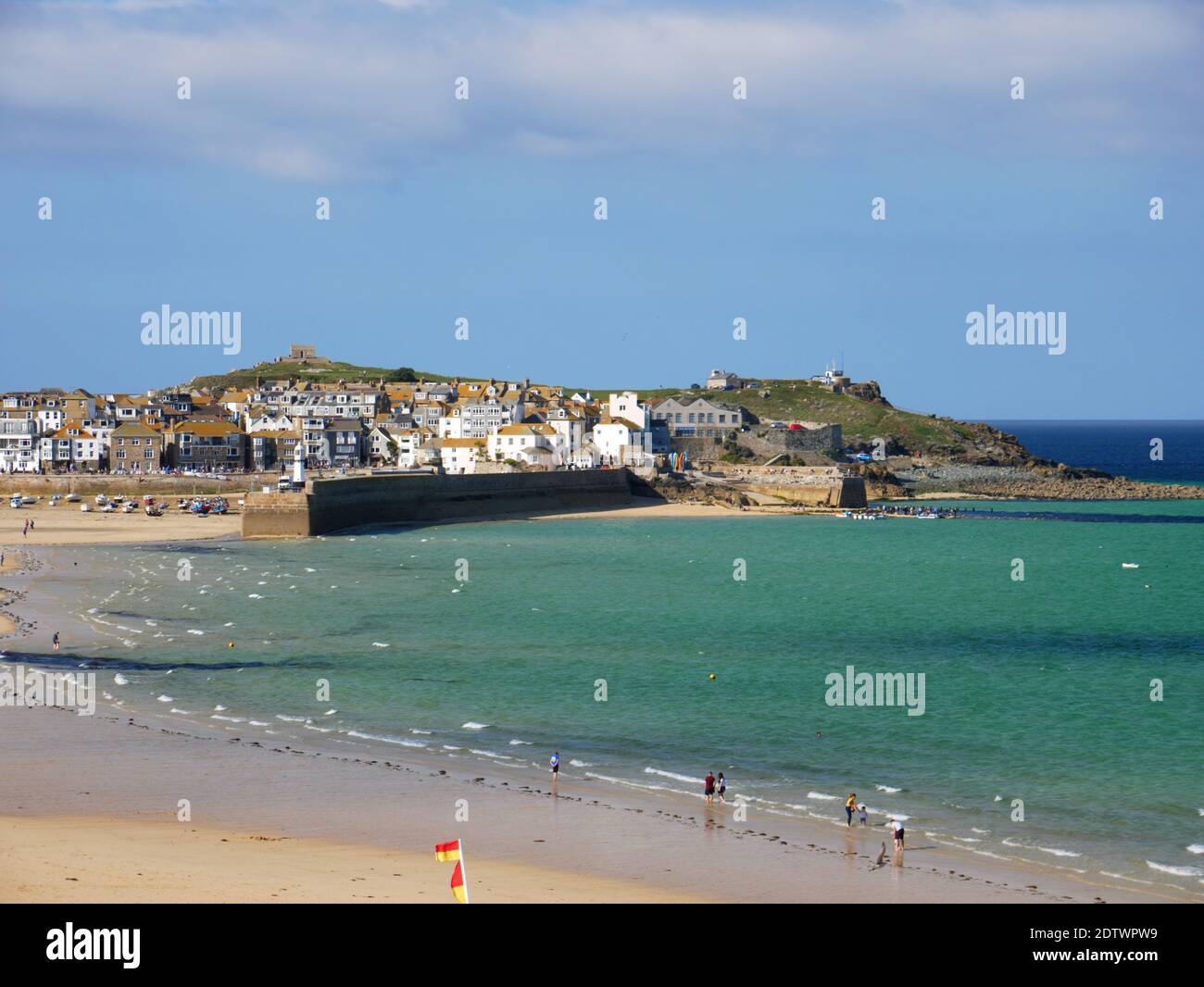 The harbour, St Ives, Cornwall, seen from Porthminster Beach Stock ...