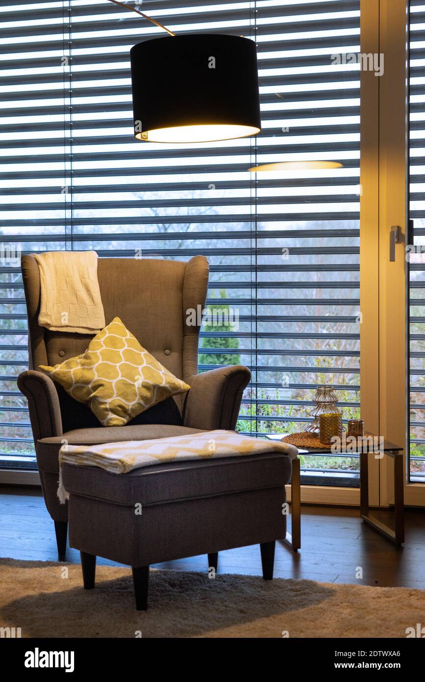 Reading corner hi-res stock photography and images - Alamy