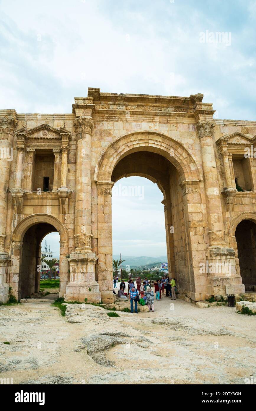 The Arch of Hadrian, Jerash, Jordan Stock Photo - Alamy