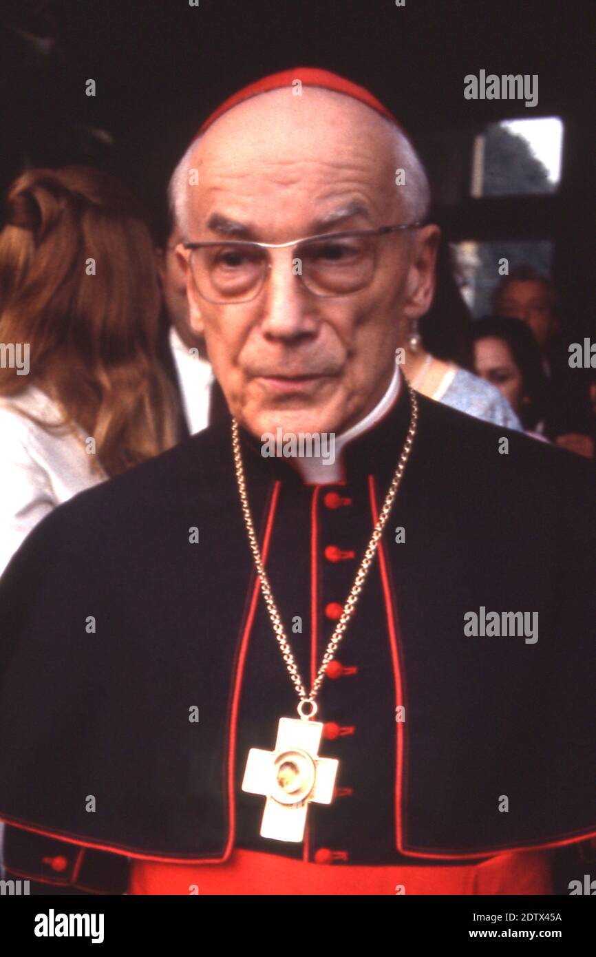 German clergyman catholic cardinal hi-res stock photography and images ...