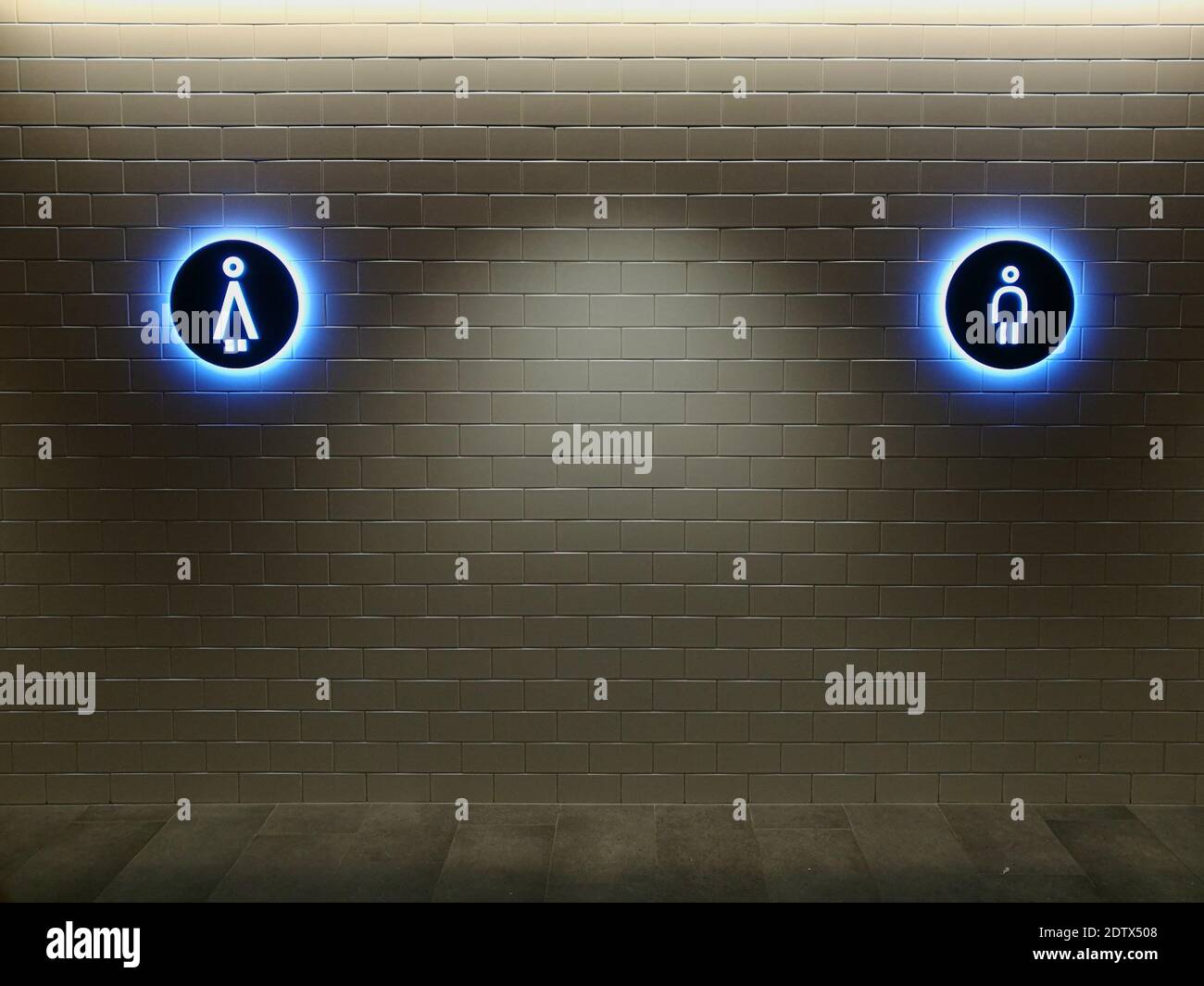 Illuminated Directional Signs High Resolution Stock Photography and ...