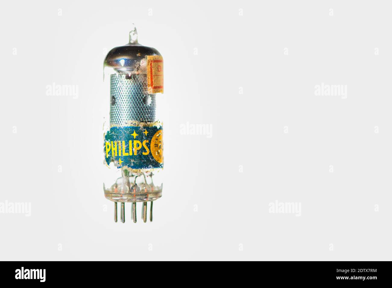 Vintage radio television valves hi-res stock photography and images - Alamy