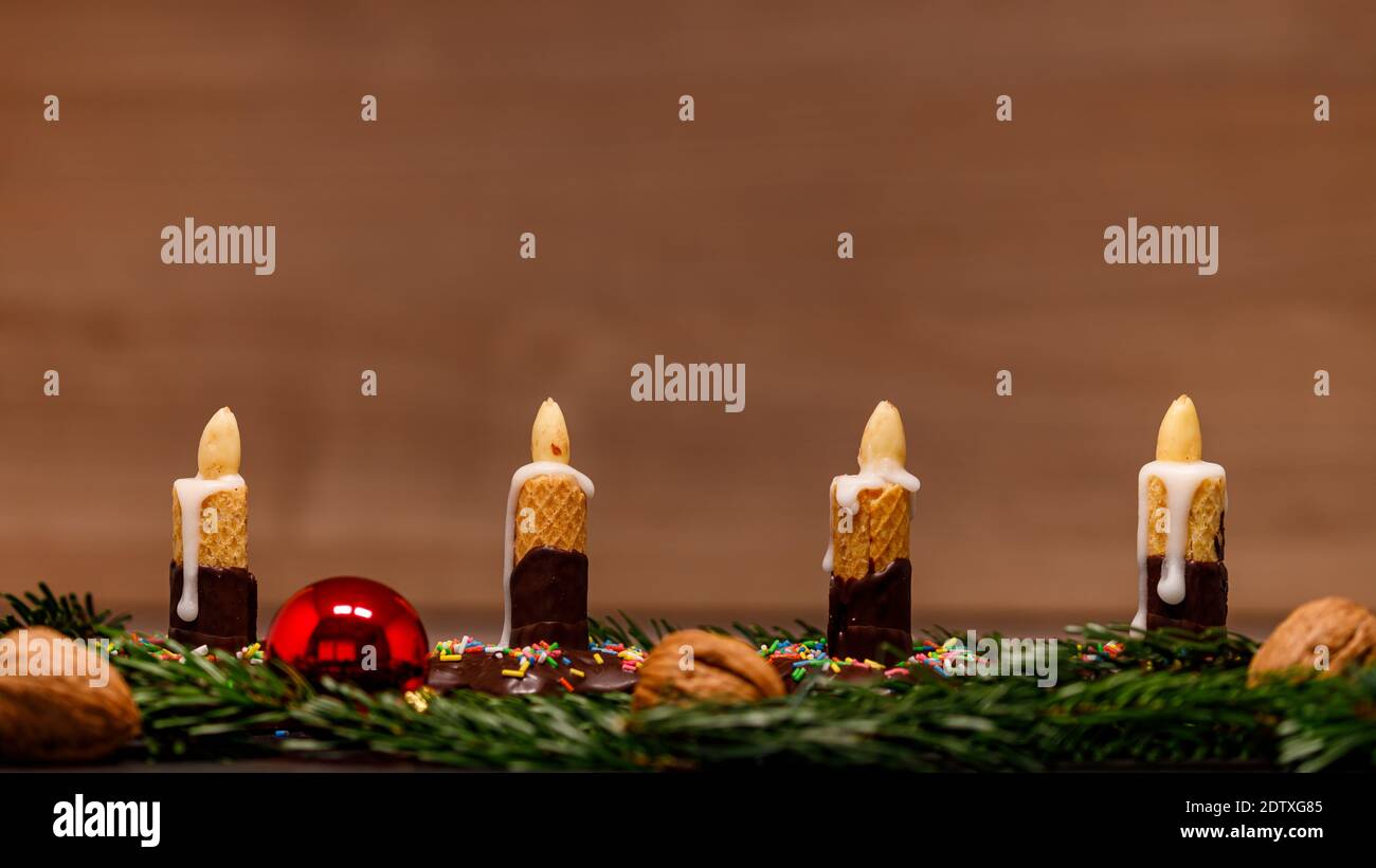 Advent wreath with candles Stock Photo - Alamy