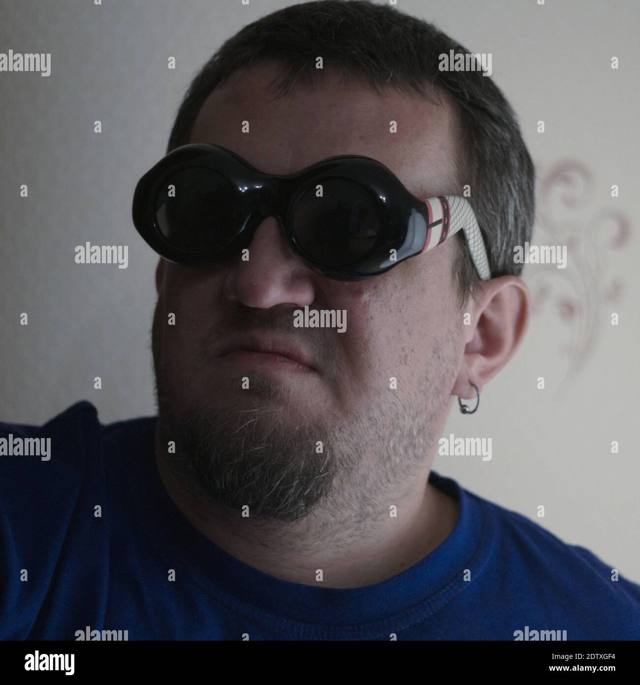 Sunglasses goatee beard hi-res stock photography and images - Alamy