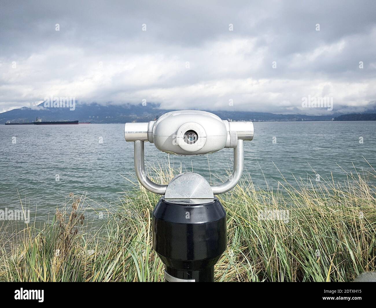 Non coin operated telescope hi-res stock photography and images - Alamy