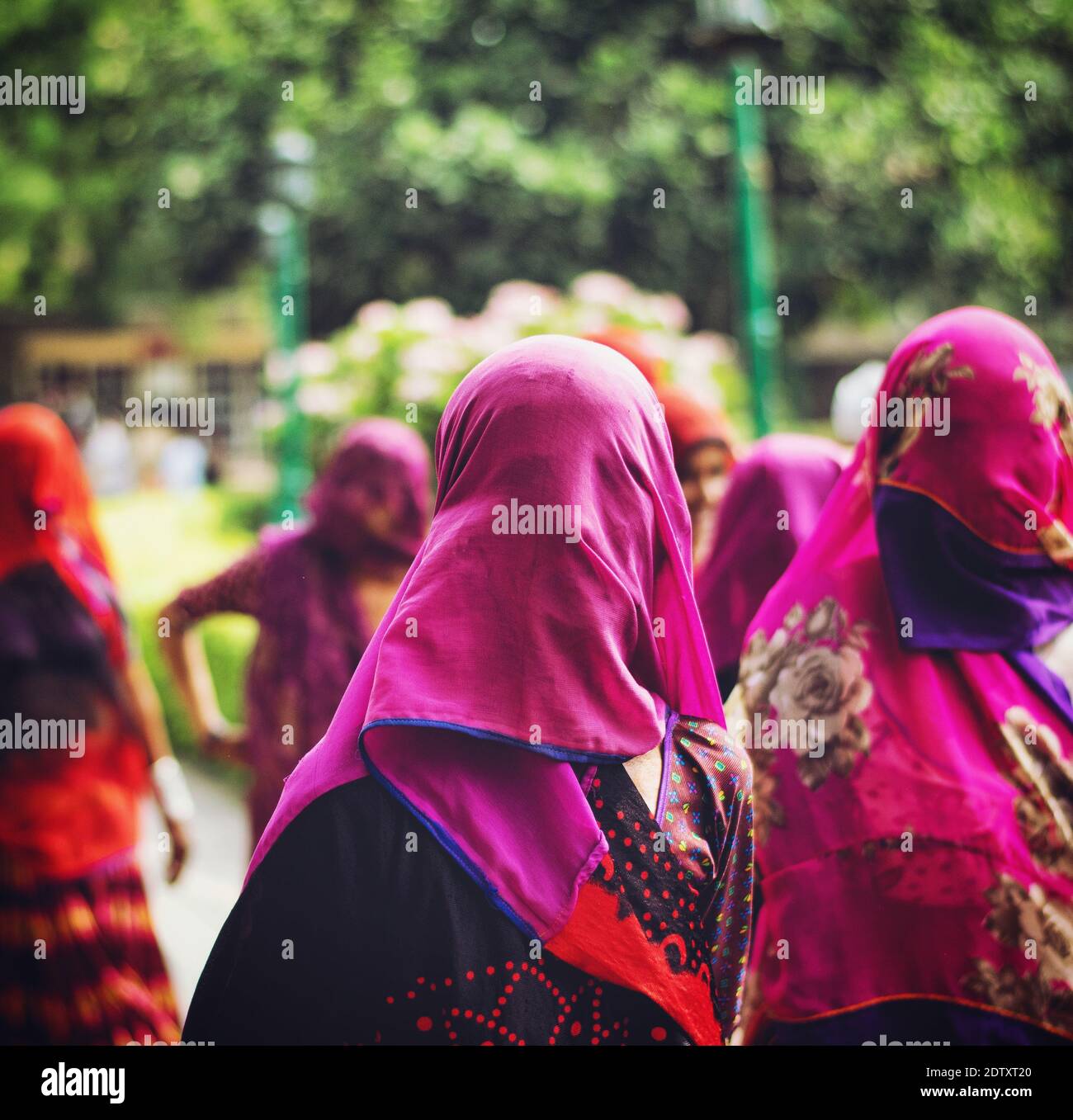 Indian woman covering face sari hi-res stock photography and images - Alamy