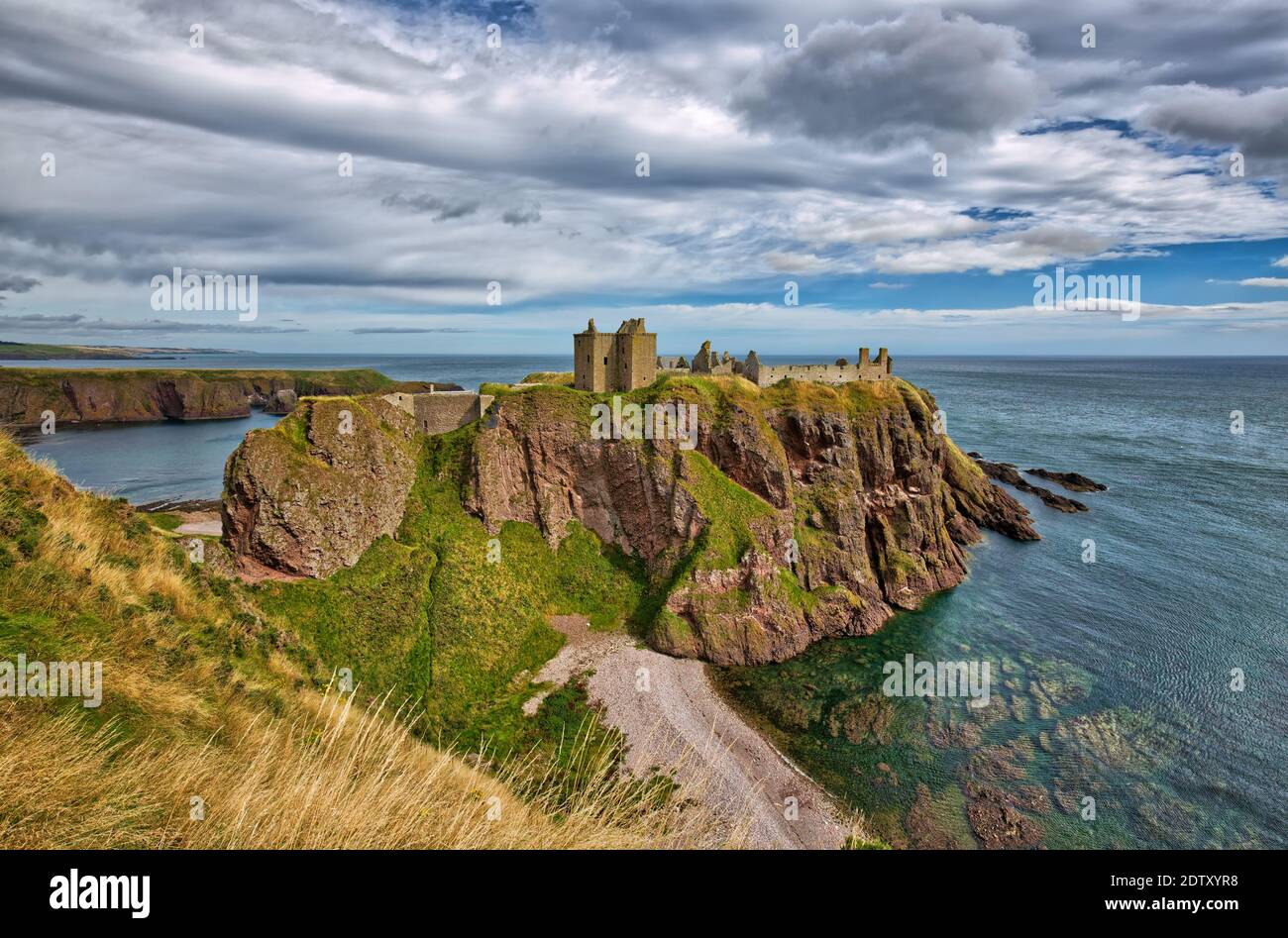 Scottish medieval architecture hi-res stock photography and images - Alamy