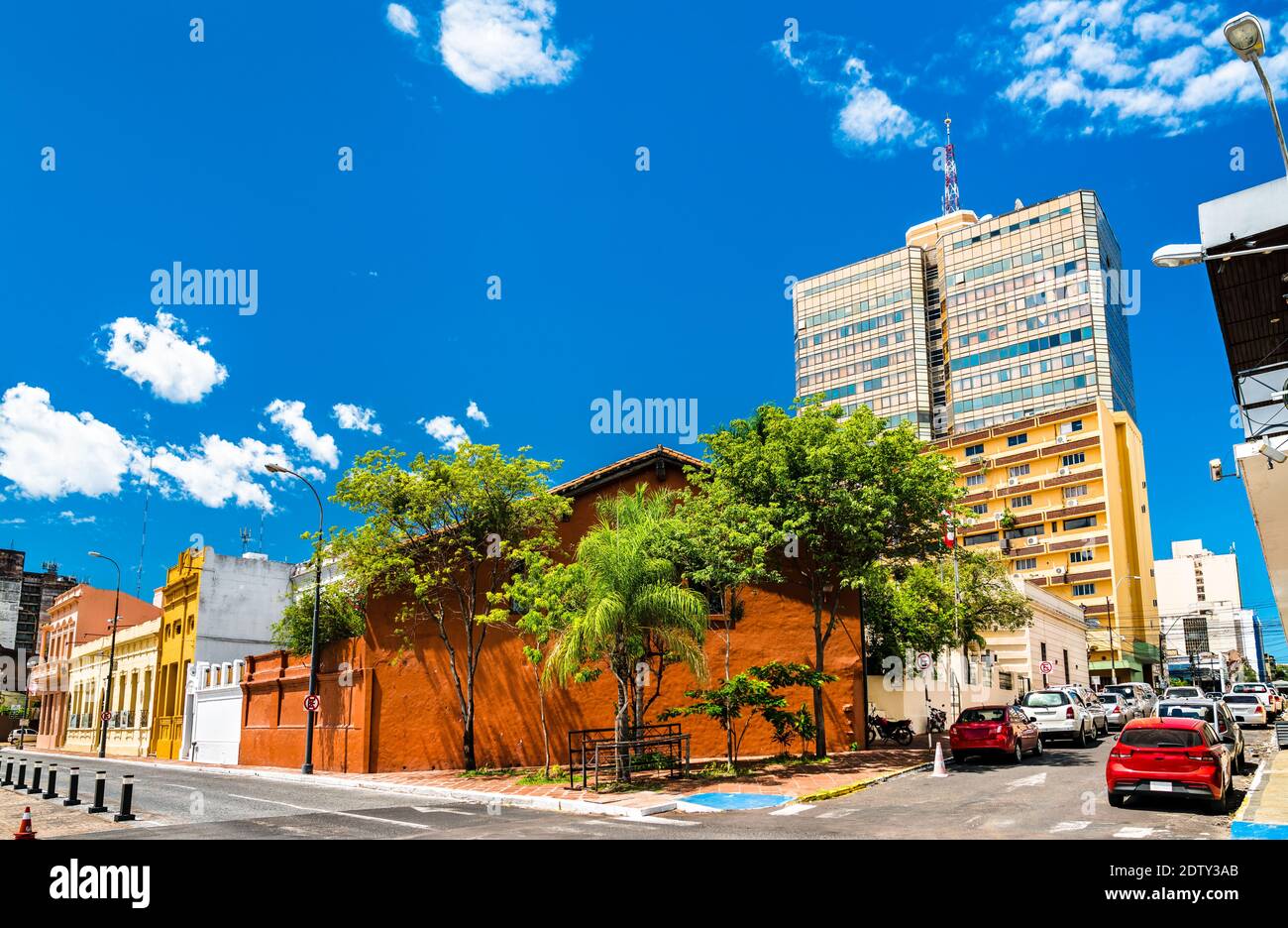 Paraguay city hi-res stock photography and images - Alamy
