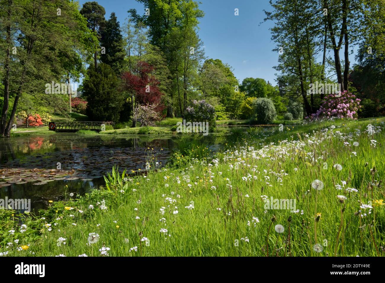 Garden folly hi-res stock photography and images - Alamy