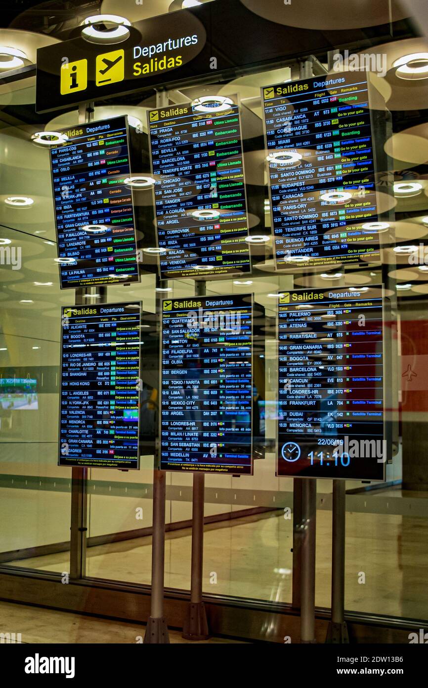 Airport arrival and departure information Stock Photo - Alamy