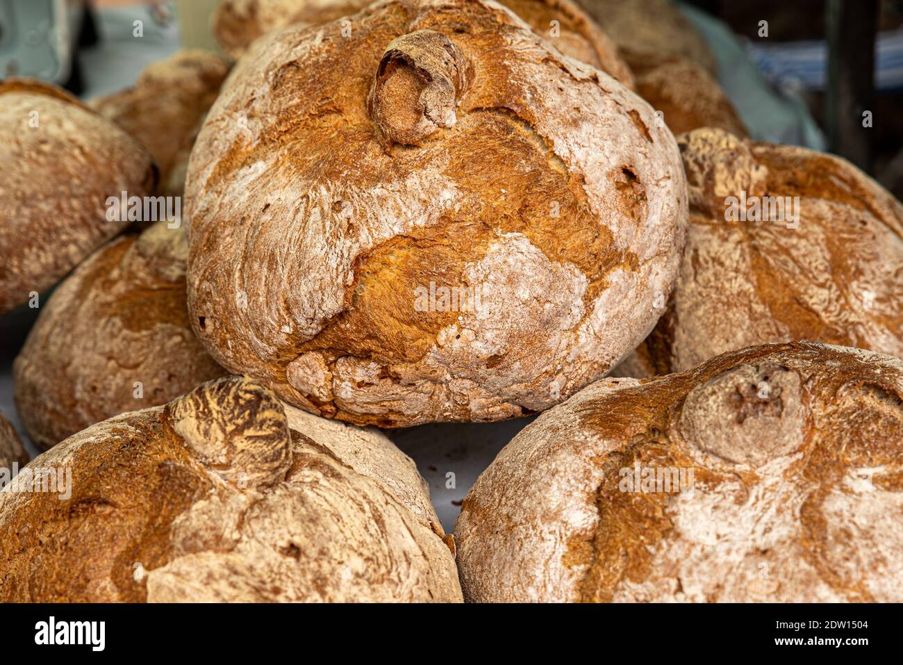 Bread basket with toasted crust Stock Photo - Alamy