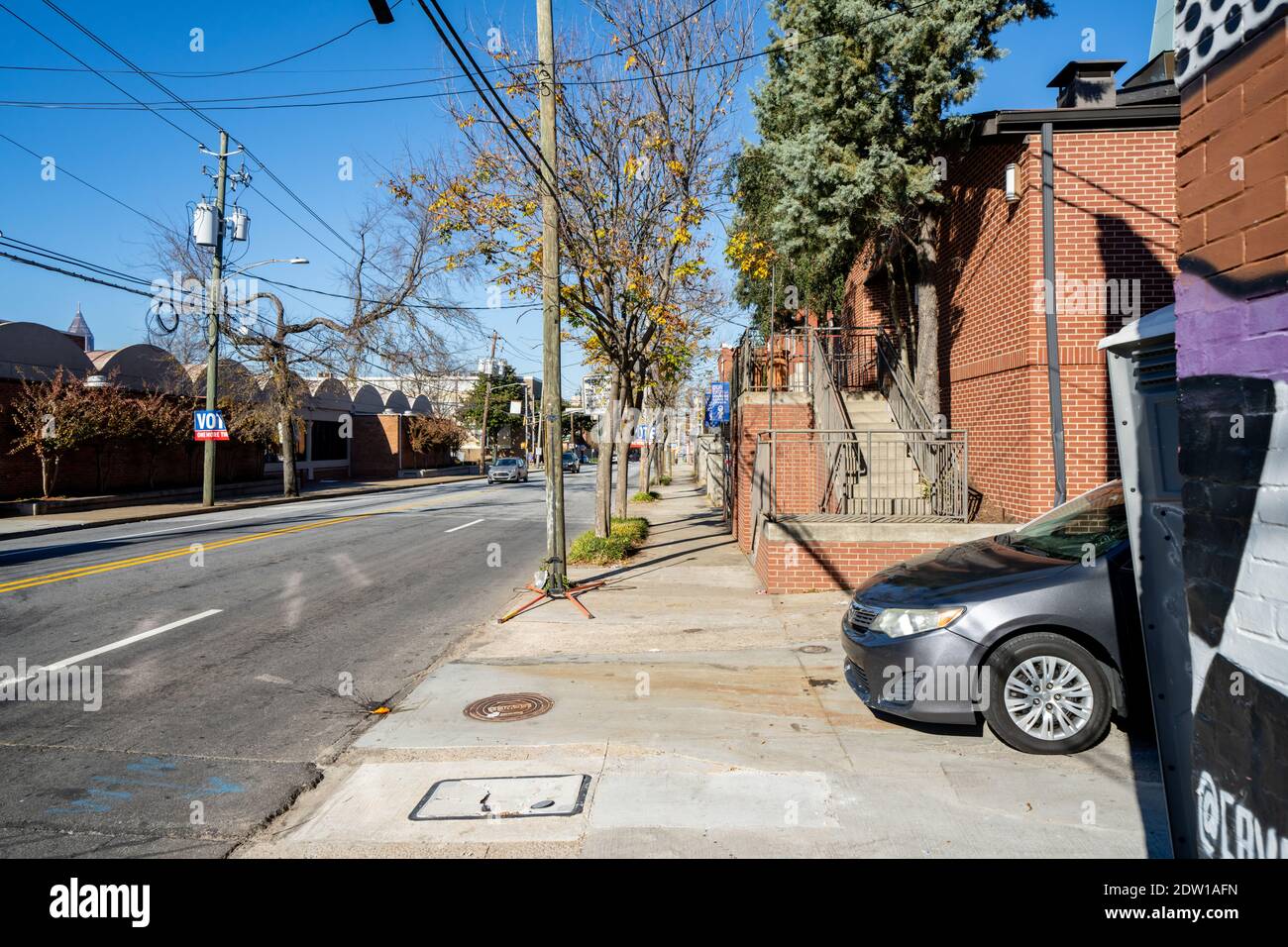 Random street in Atlanta GA USA sidewalk pov Stock Photo - Alamy