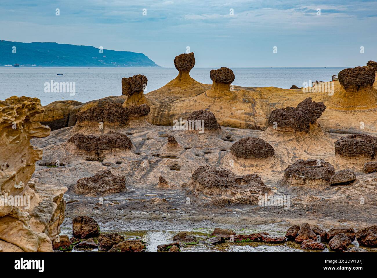 Candy Chang, Taiwan Yeliou rock formations Stock Photo - Alamy