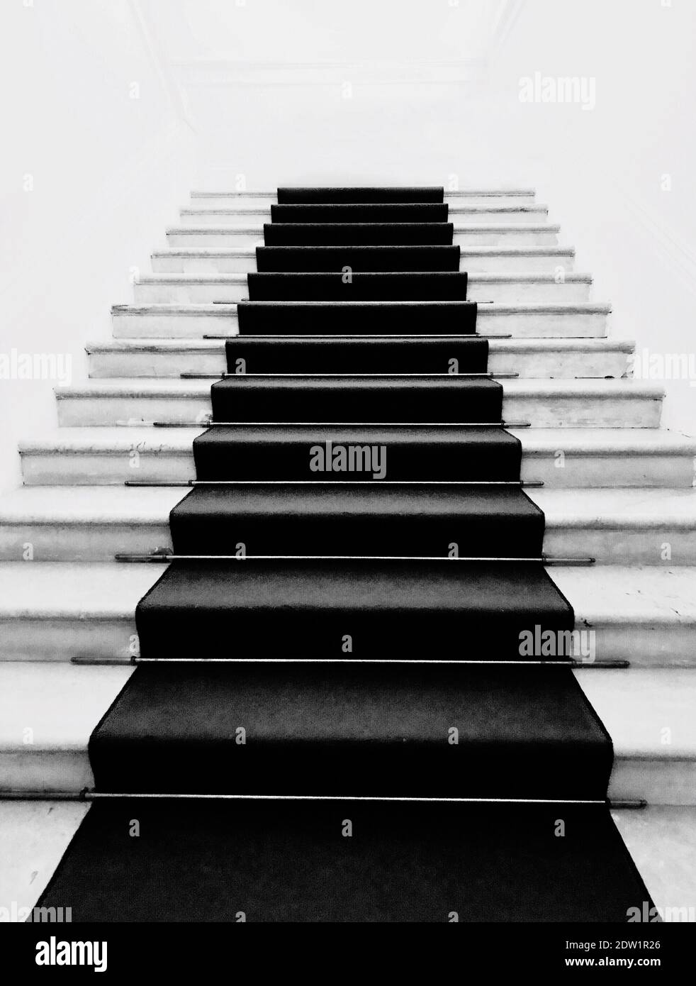 Piano key stairs hi-res stock photography and images - Alamy