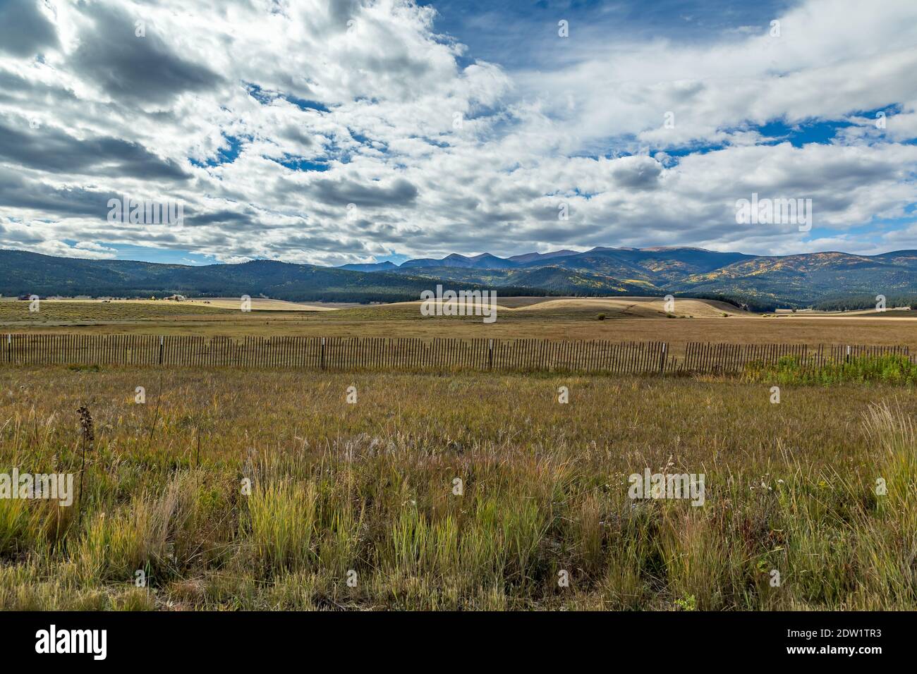 Enchanted circle new mexico hi-res stock photography and images - Alamy