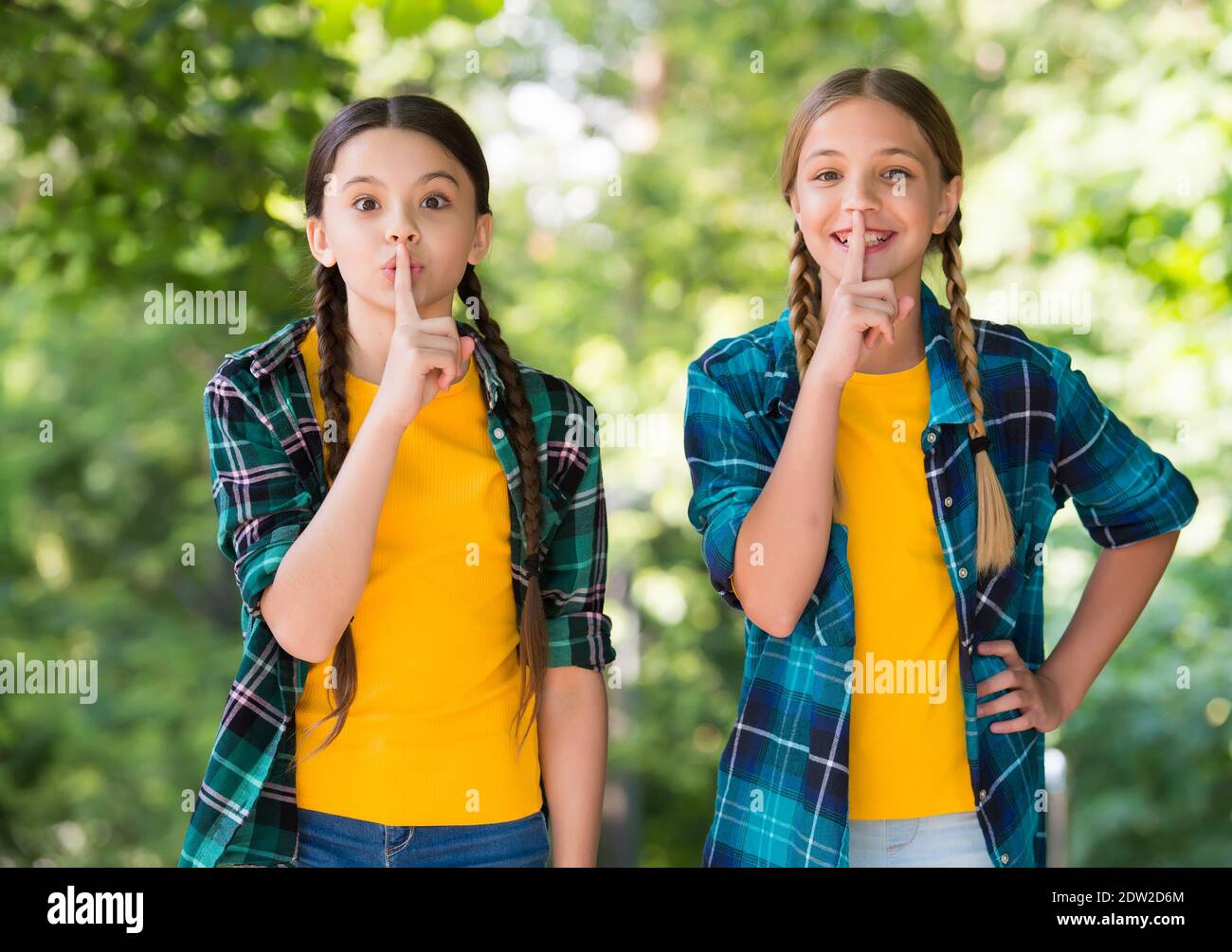 Kids making shh hi-res stock photography and images - Alamy