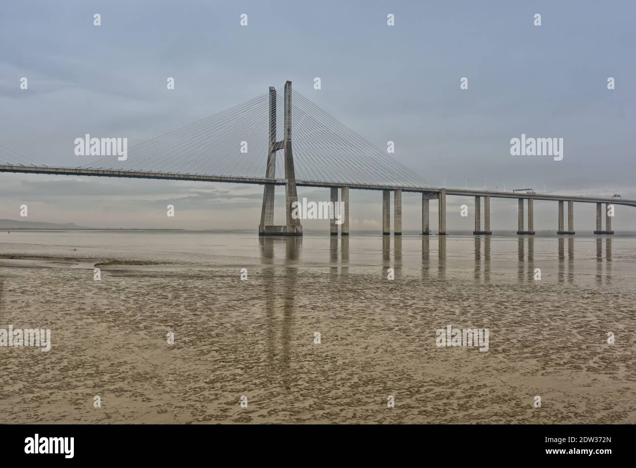Vasco de Gama bridge, Lisbon, Portugal Stock Photo - Alamy