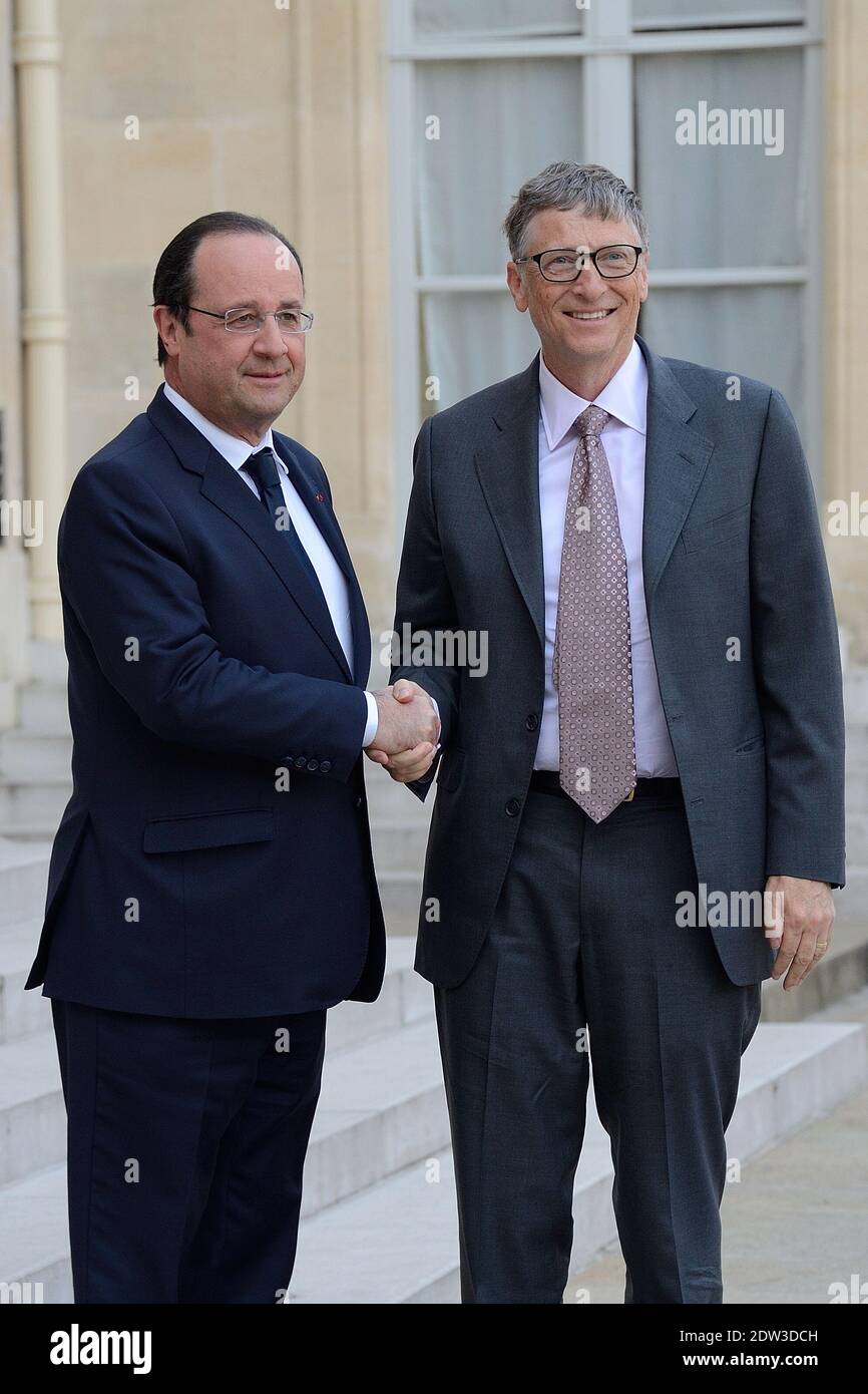 Microsoft founder bill gates paris hi-res stock photography and images ...