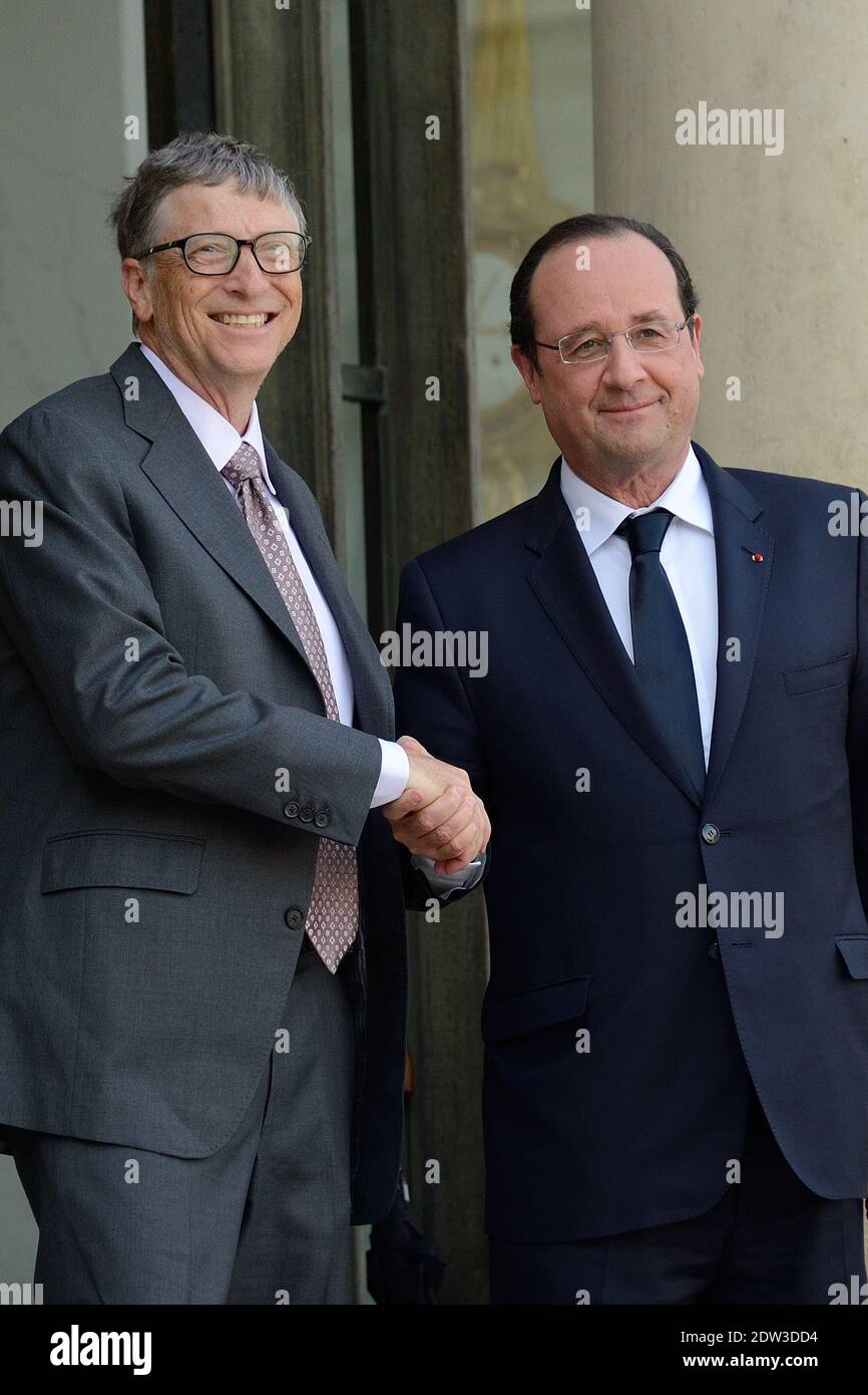 Microsoft founder bill gates paris hi-res stock photography and images ...