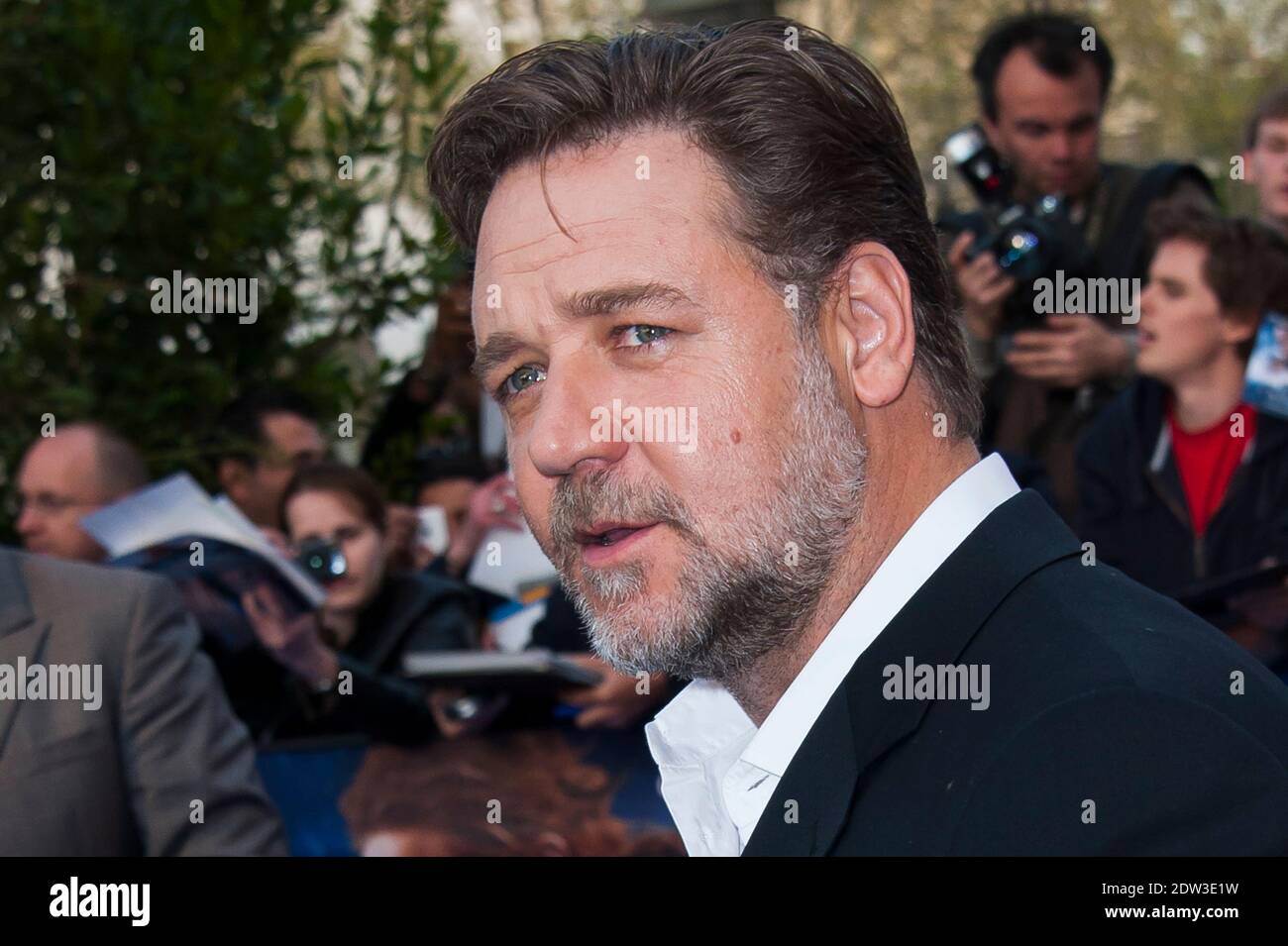 Russell Crowe arrives for the premiere of the film Noah (Noe) at Cinema ...