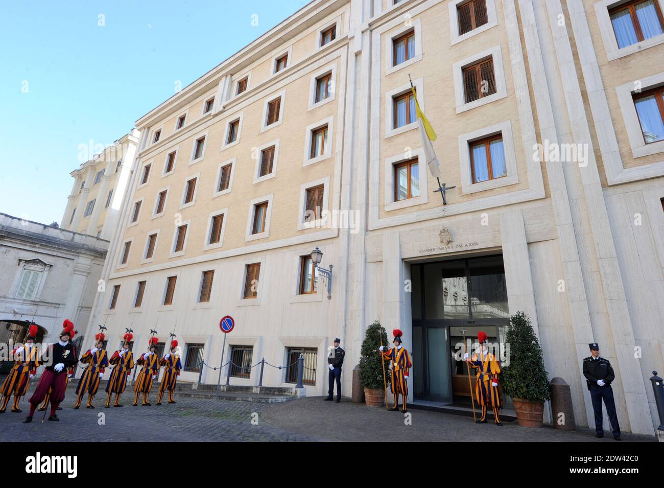 Casa santa marta vatican hi-res stock photography and images - Alamy
