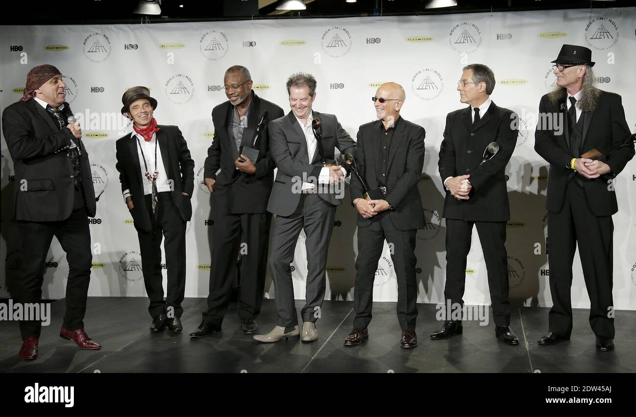 Nils lofgren hi-res stock photography and images - Alamy