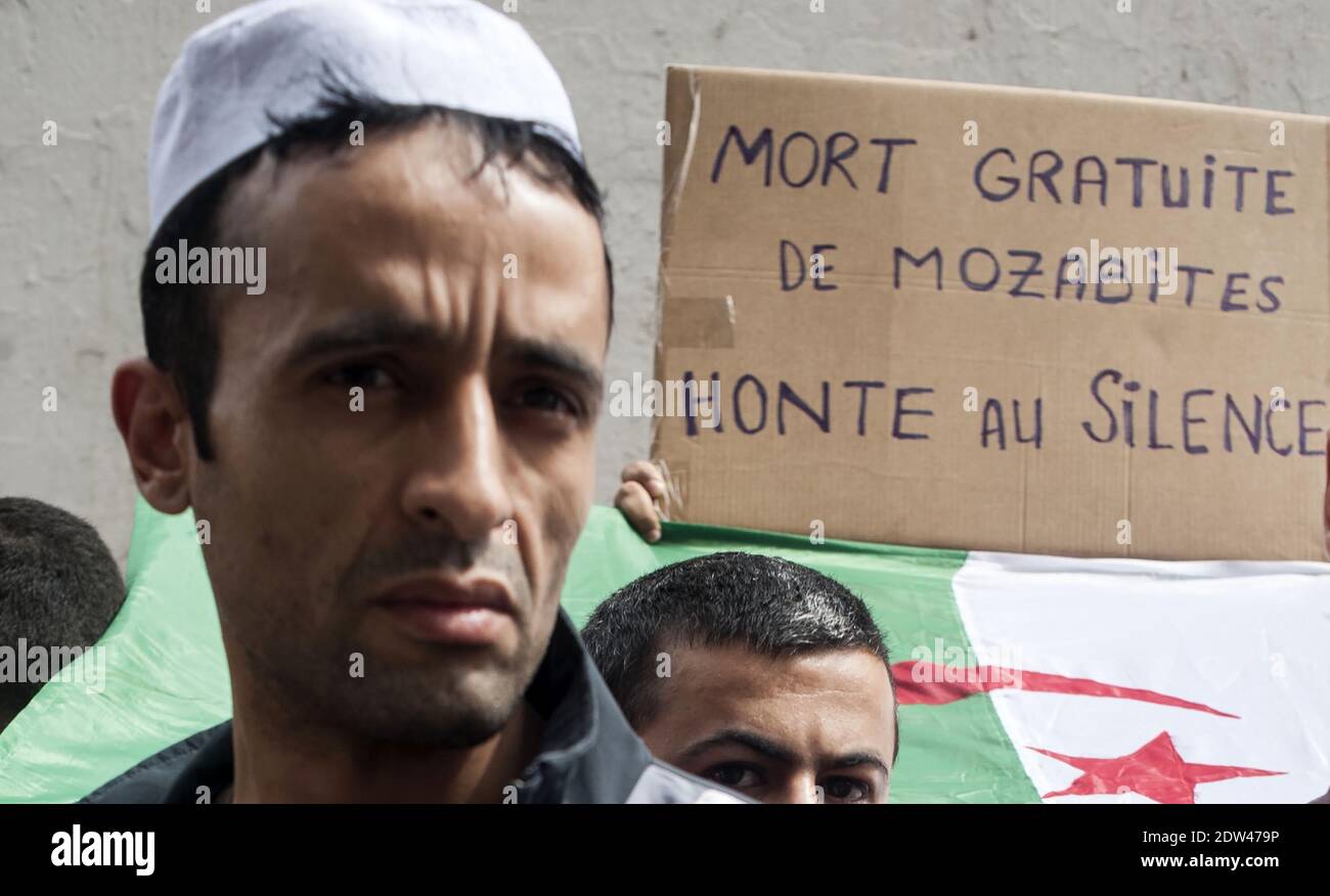 Chaamba hi-res stock photography and images - Alamy