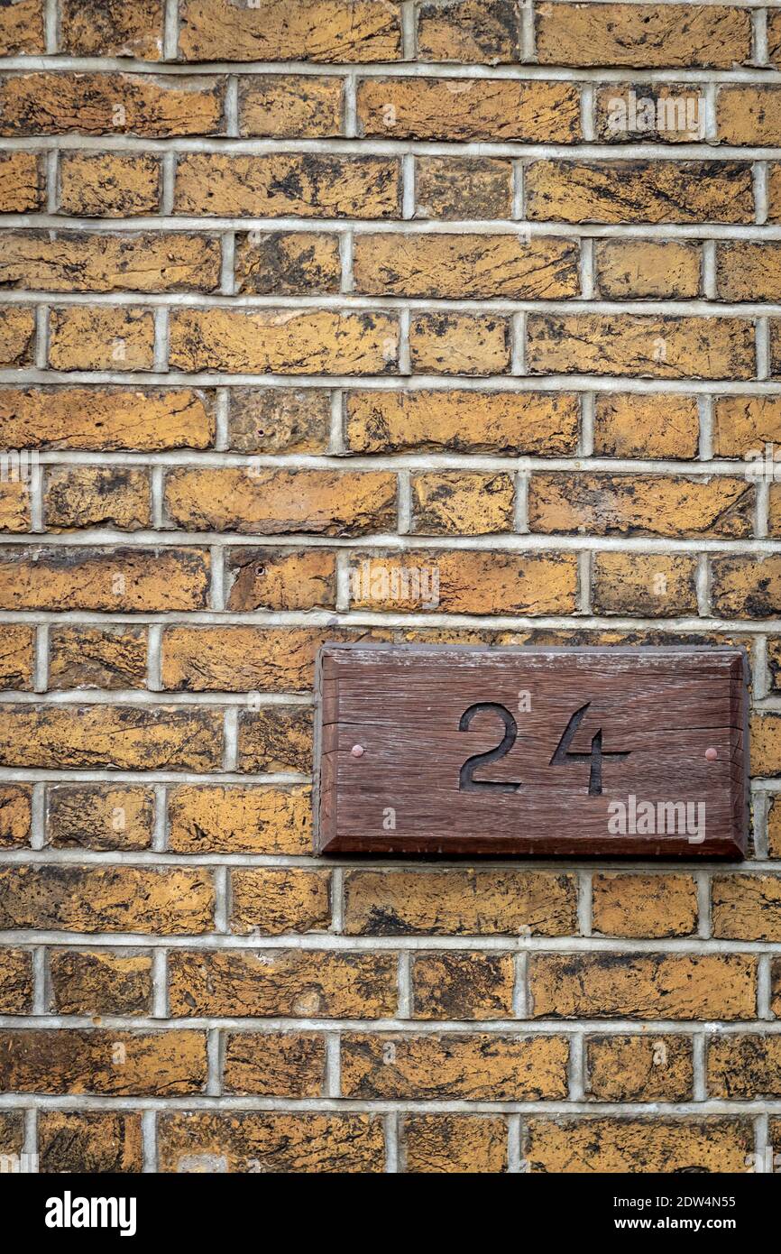 24 door number house hi-res stock photography and images - Alamy