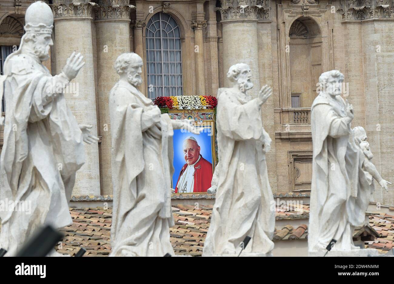 Pope Francis declared Popes John XXIII and John Paul II saints before ...
