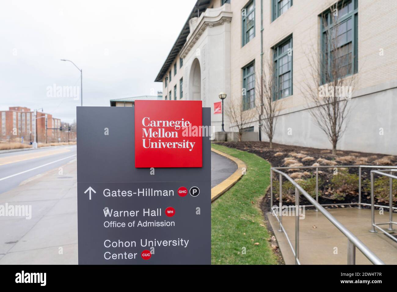 Building and sign for Carnegie Mellon University in Pittsburgh ...