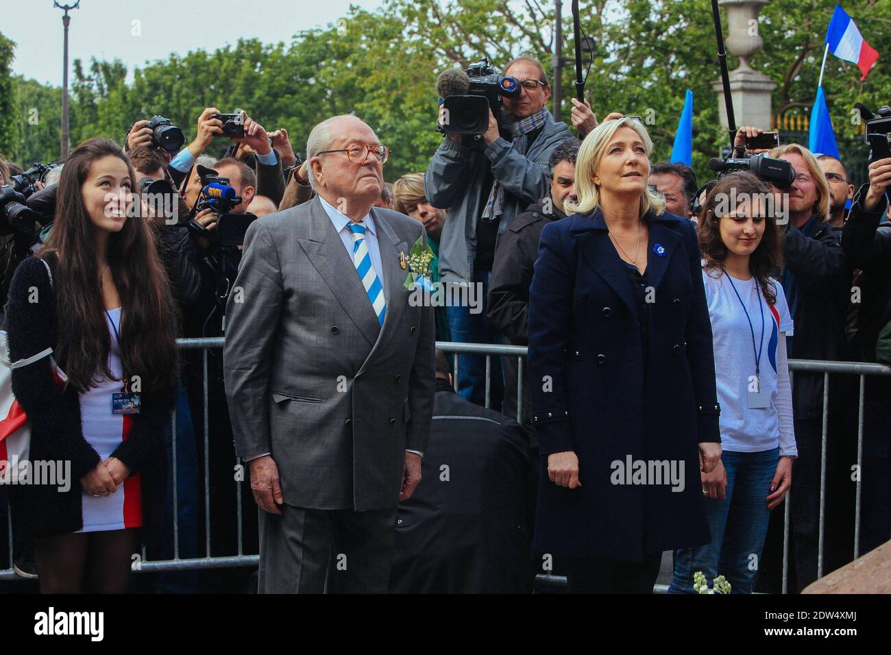 France's far-right National Front leader Marine Le Pen and her father ...