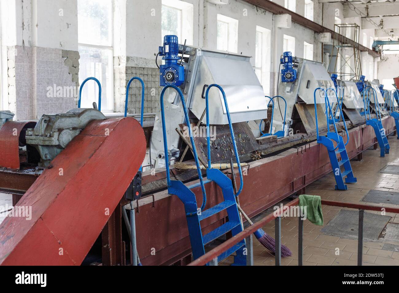 Solid waste recycling plant hi-res stock photography and images - Alamy