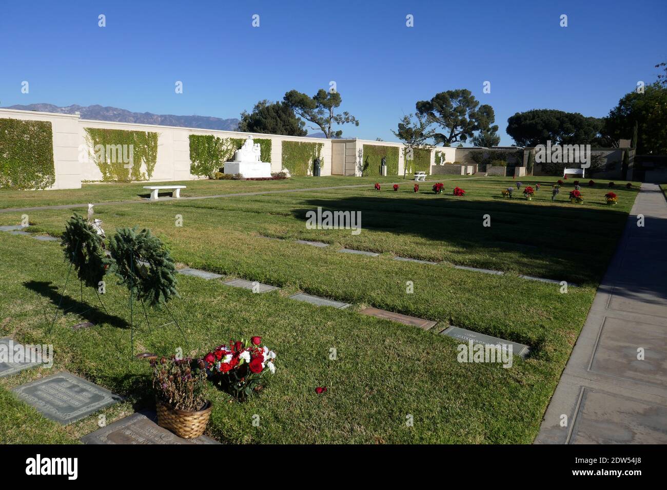 Errol flynn don juan hi-res stock photography and images - Alamy