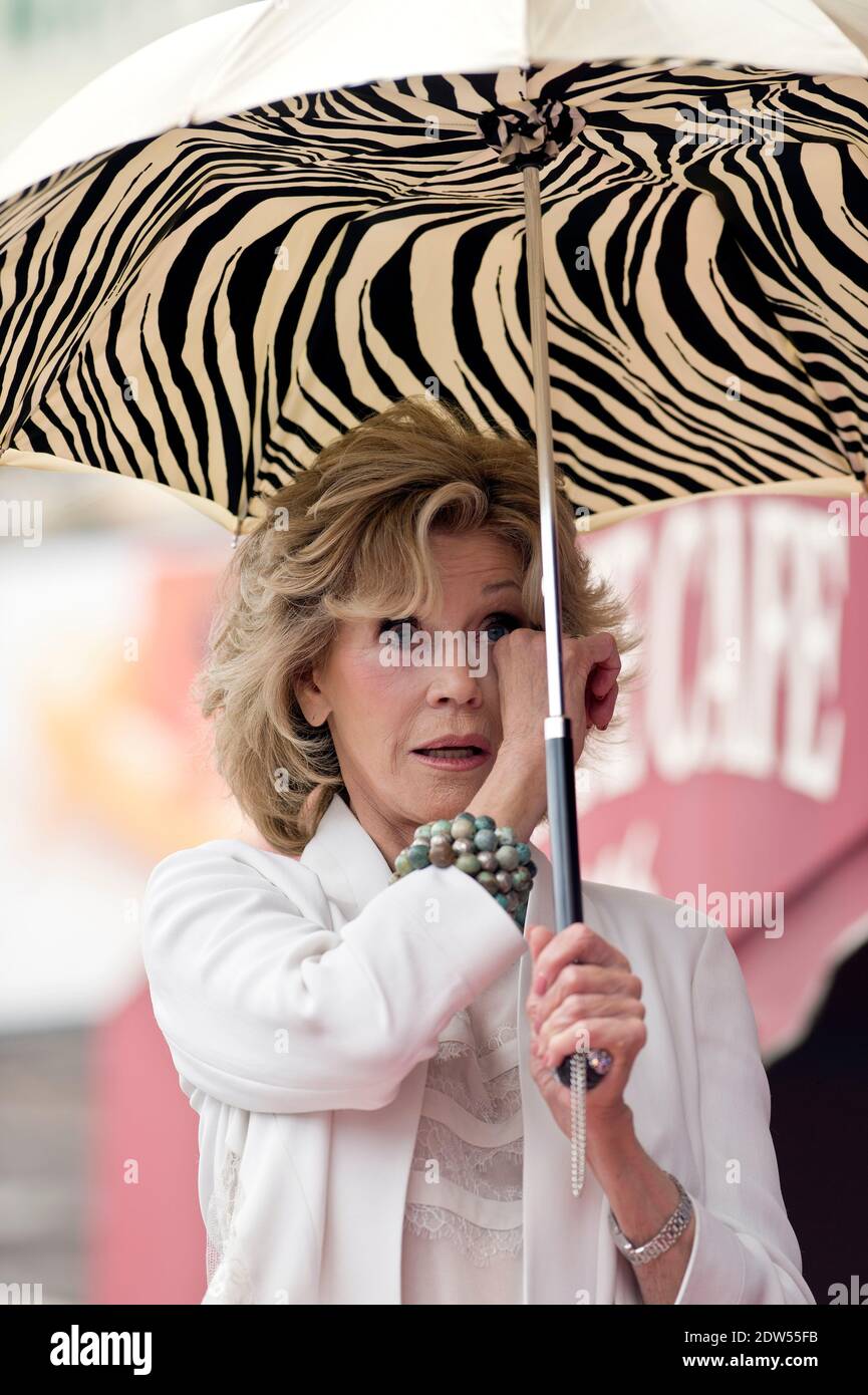 Jane Fonda attends the ceremony honoring Sally Field with a Star on the ...