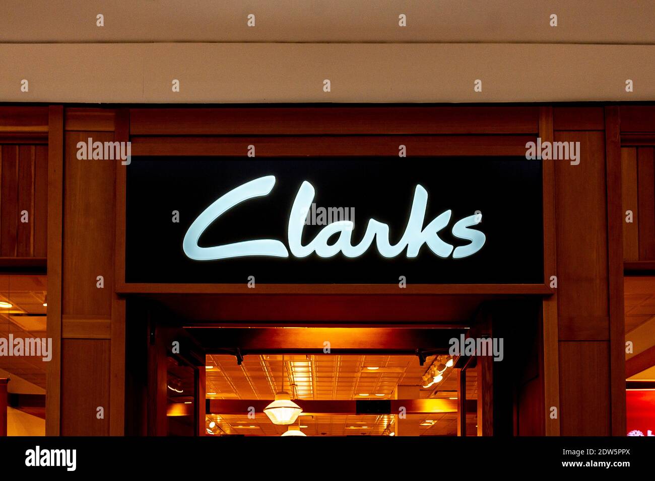 Shoe based sign hi-res stock photography and images - Alamy