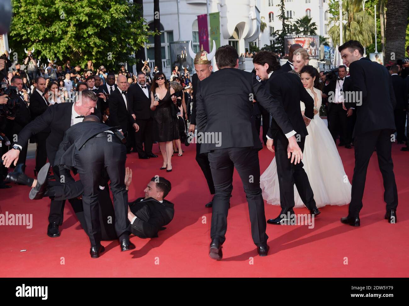 Serial prankster Ukrainian journalist Vitalii Sediuk invades the red ...