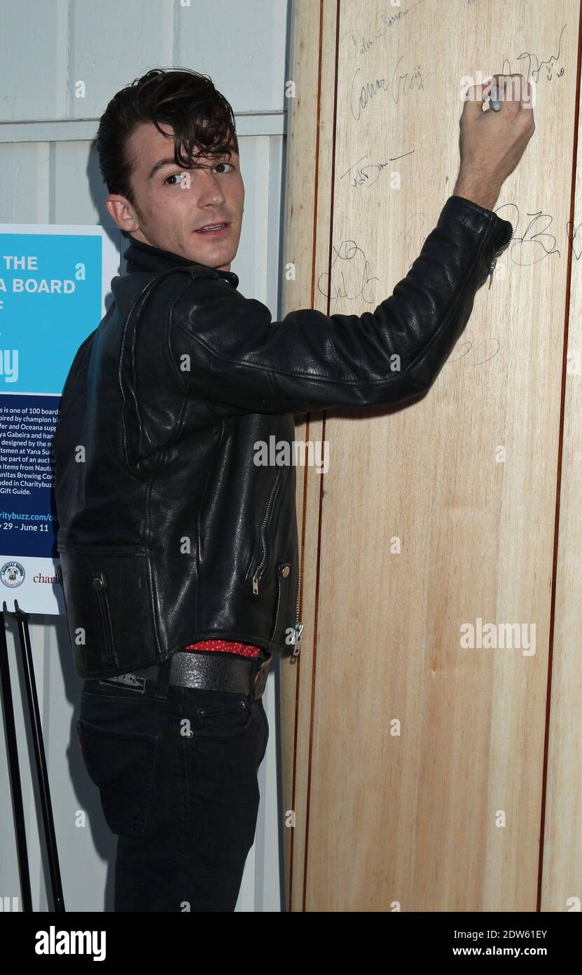 Drake Bell arriving for the Second Annual Nautica Oceana Beach House ...