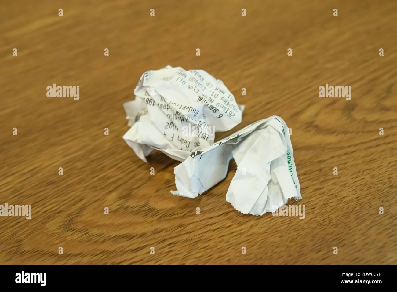 Crumpled receipt hi-res stock photography and images - Alamy