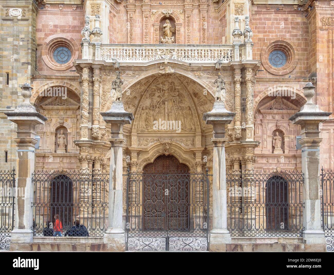 The lower part of the facade and the main entrance of Saint Mary ...