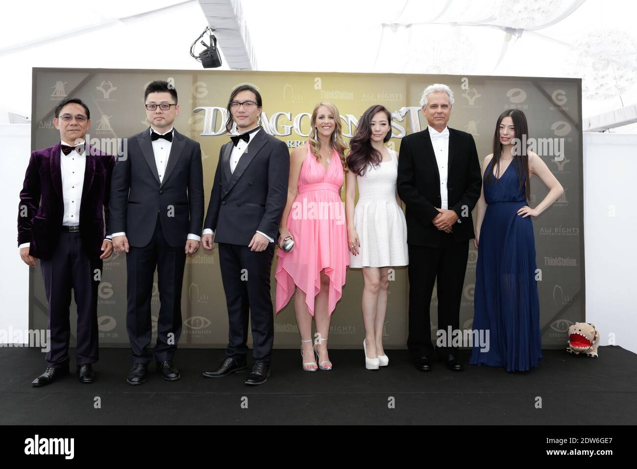 Yin Yushun, Jack Ji, Yuefeng Song, Keely Hawkes, Jane Zhang, Bill ...