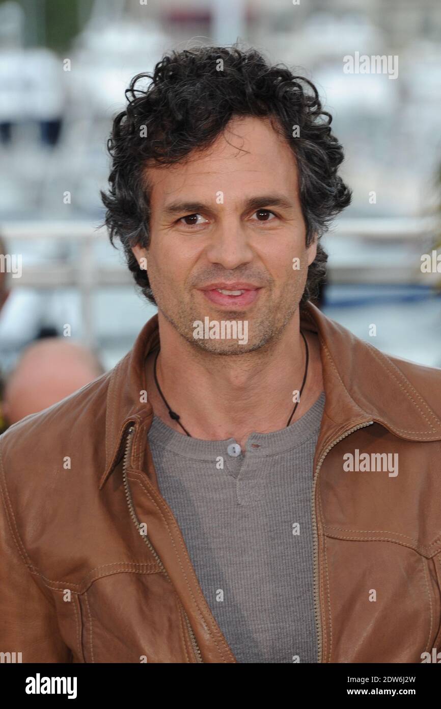 Mark Ruffalo posing at the Palais des Festivals for the photocall of ...