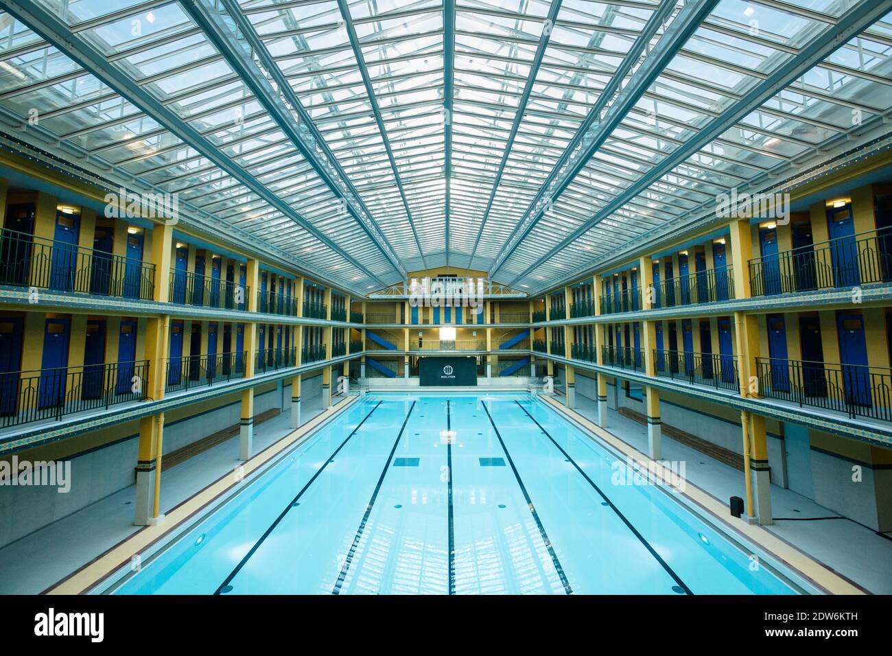 Private swimming pool france hi-res stock photography and images - Alamy