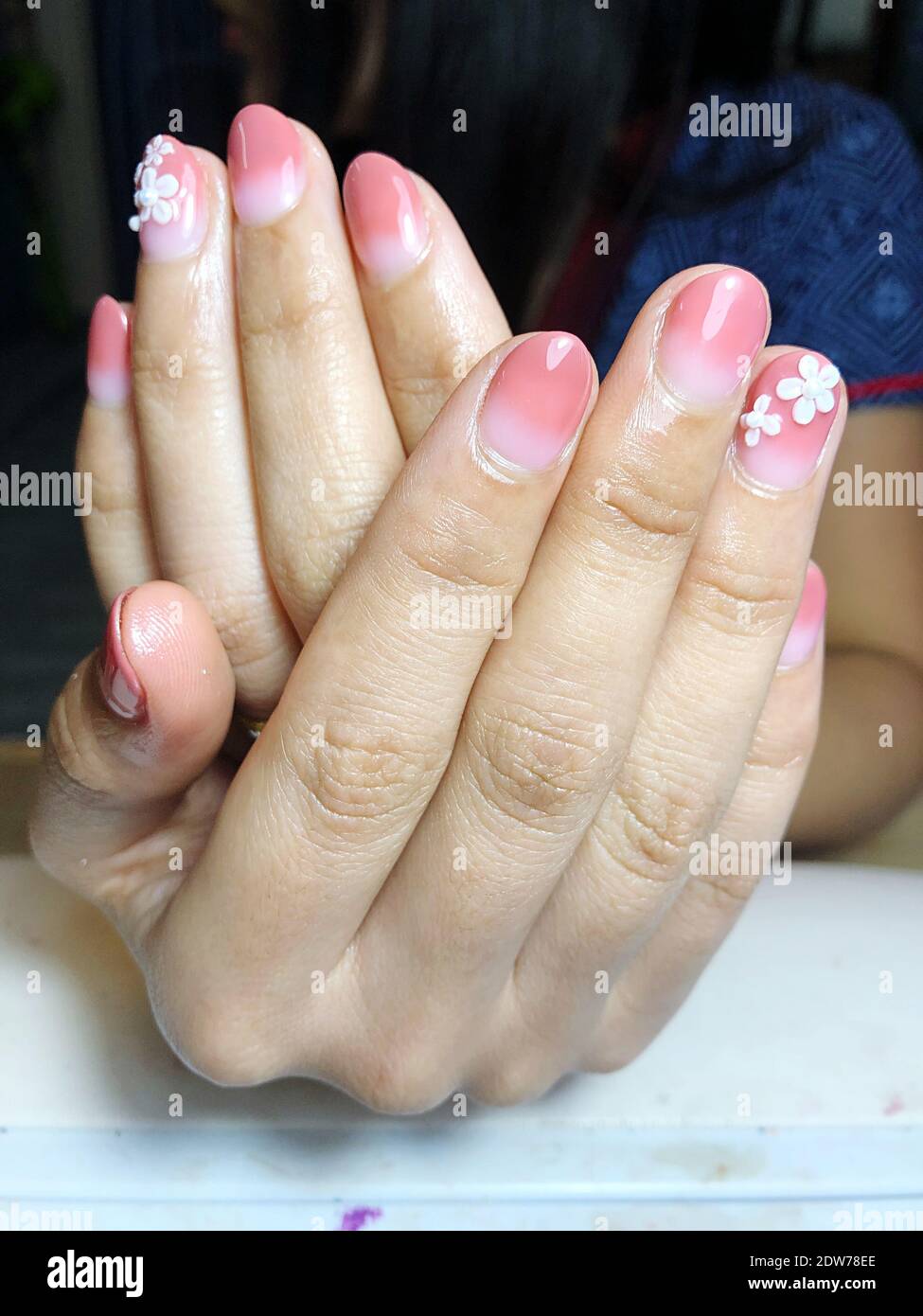 Finger fingernails fingernail hi-res stock photography and images - Alamy