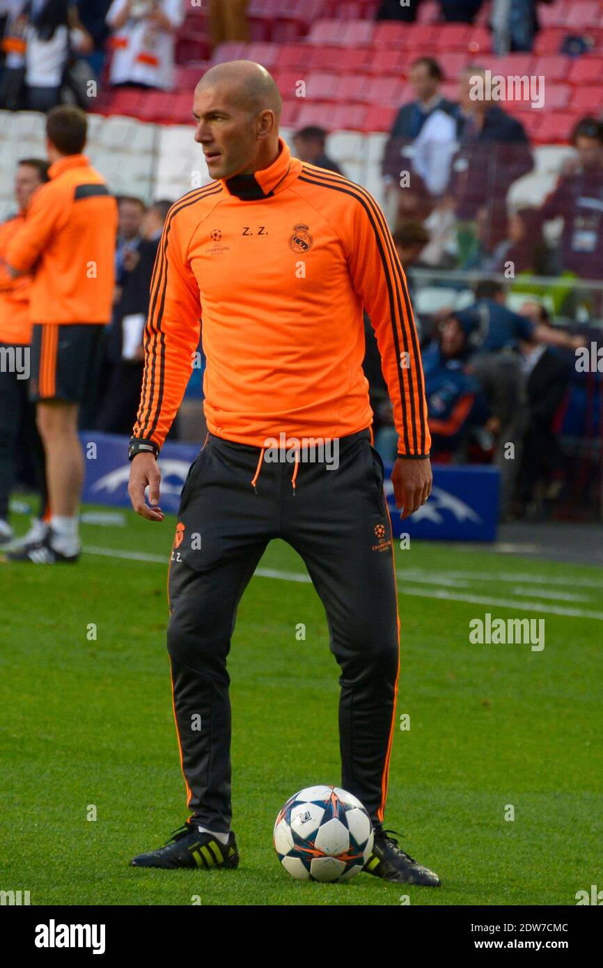 New Real Madrid Coach Zinedine Zidane - New Real Madrid Coach Zinedine ...