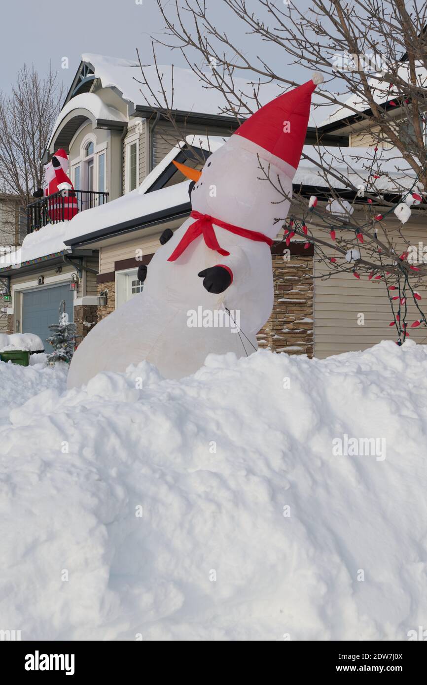 Snowman snow winter weather hi-res stock photography and images - Alamy