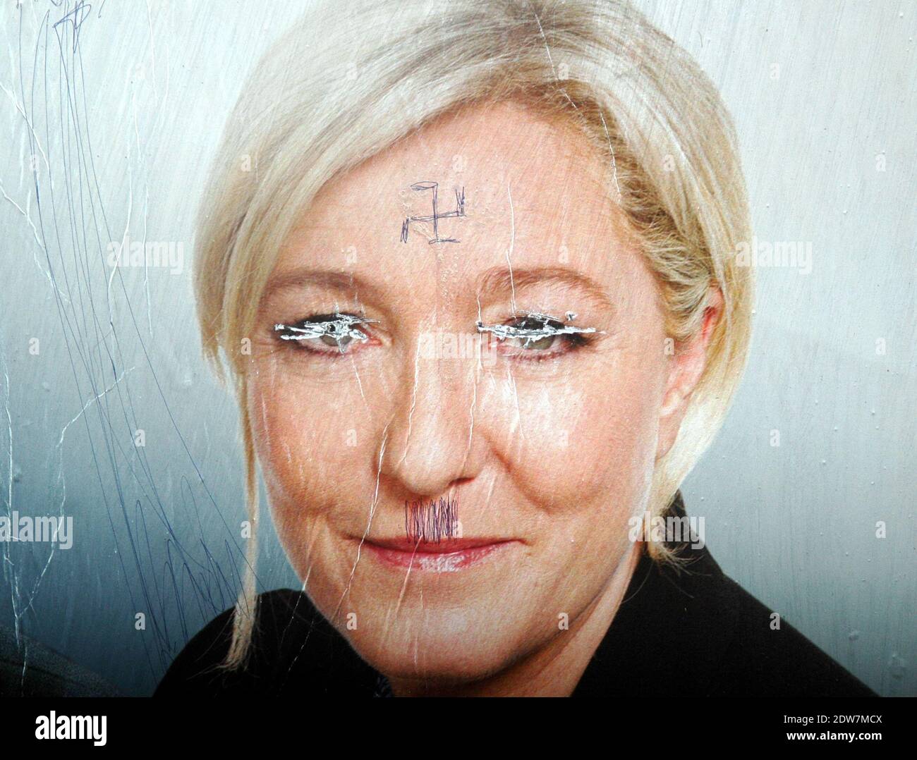 Affiche lepen hi-res stock photography and images - Alamy