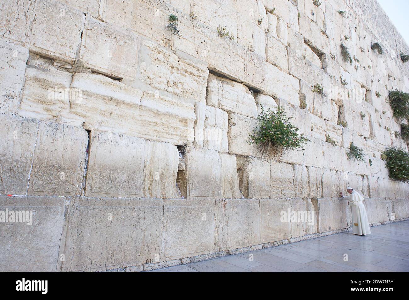 Pope Francis prays at the Western Wall during his visit to the Holy ...