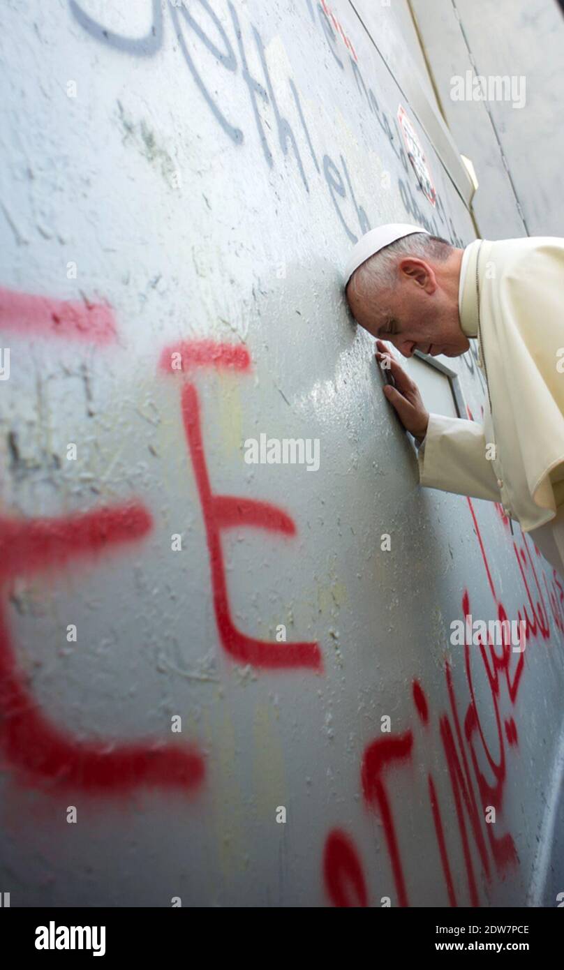 Abhor High Resolution Stock Photography and Images - Alamy